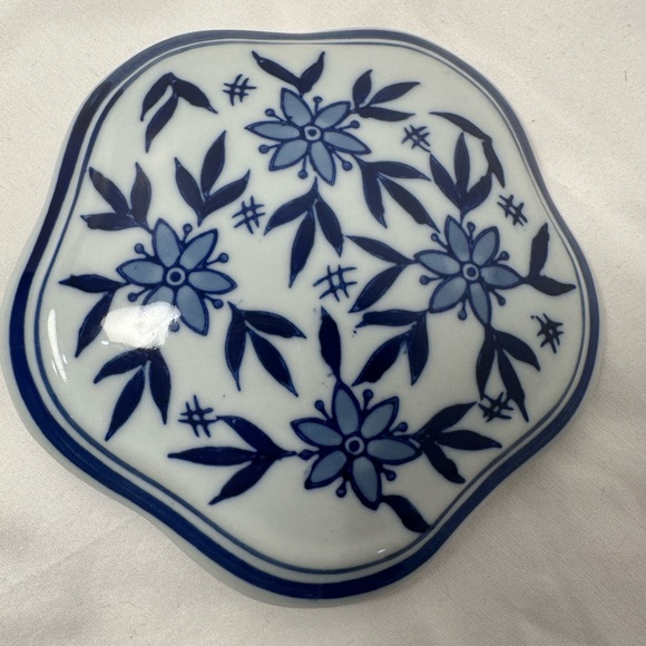 Unknown | Accents | Rare Vtg Cobalt Blue White Glazed Porcelain ...